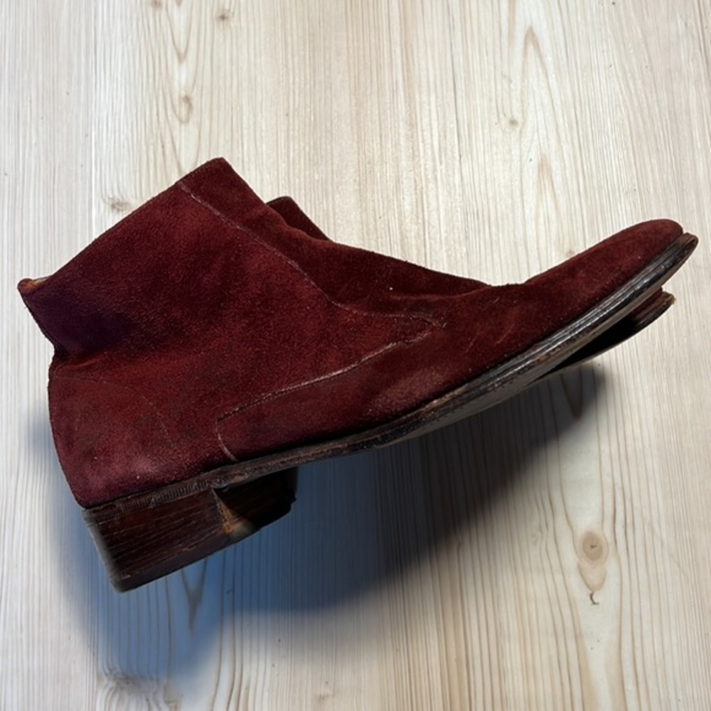 Vintage Burgundy/ Maroon Suede Zip Up Ankle Boots. - Gem